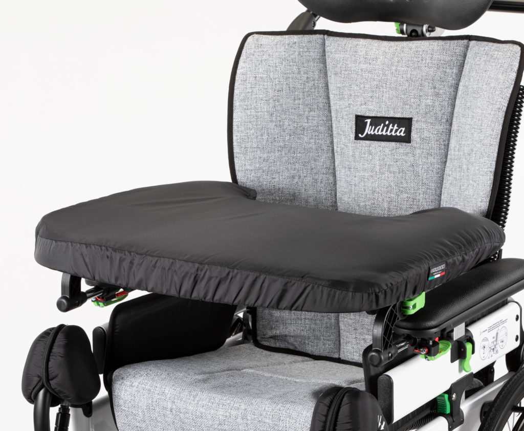 Juditta Comfort Weelchair Tilting and Reclining | Ormesa